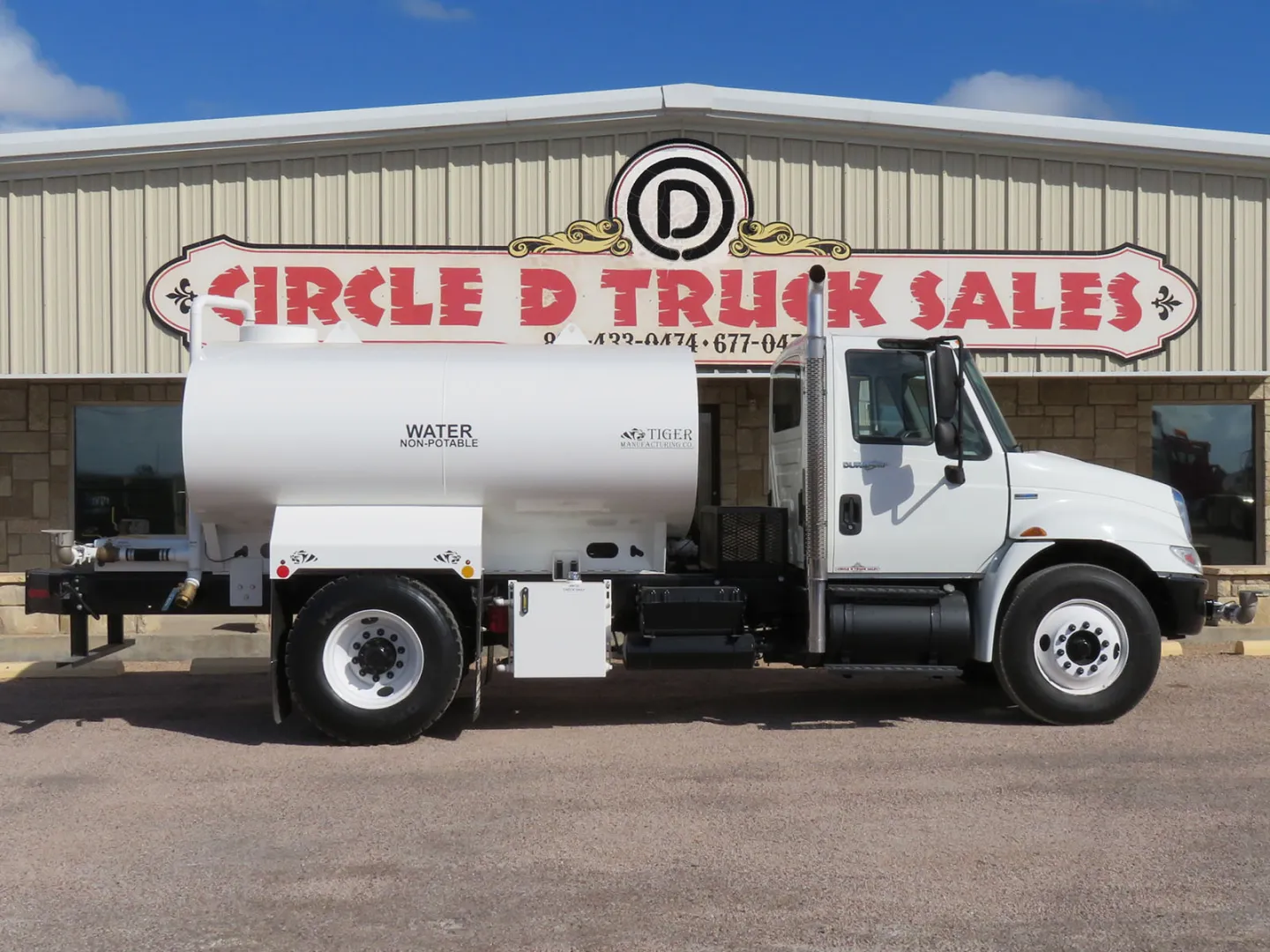 Home - Circle D Truck Sales - Texas Truck & Trailer Remodeling & Sales